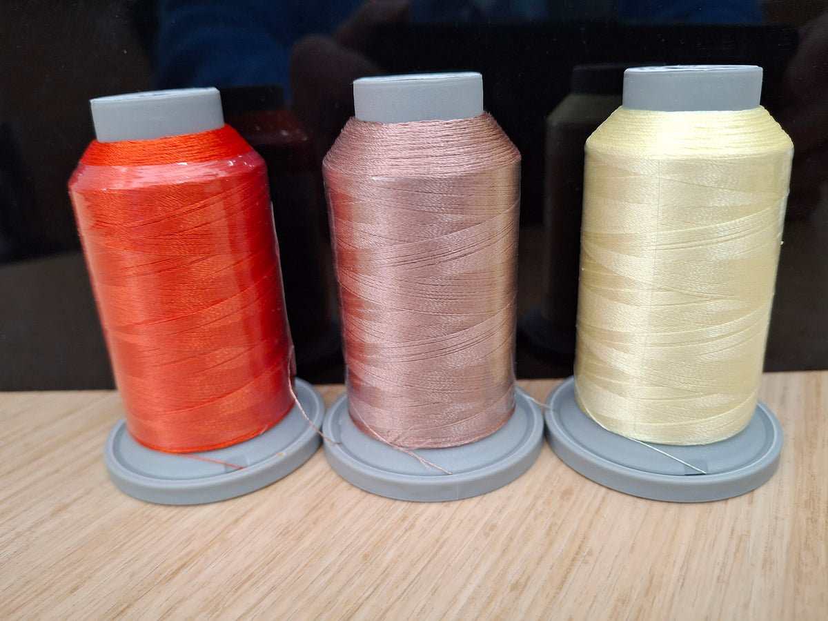 Orange Crush Glide Thread Bundle (3) – My Girlfriend's Quilt Shoppe