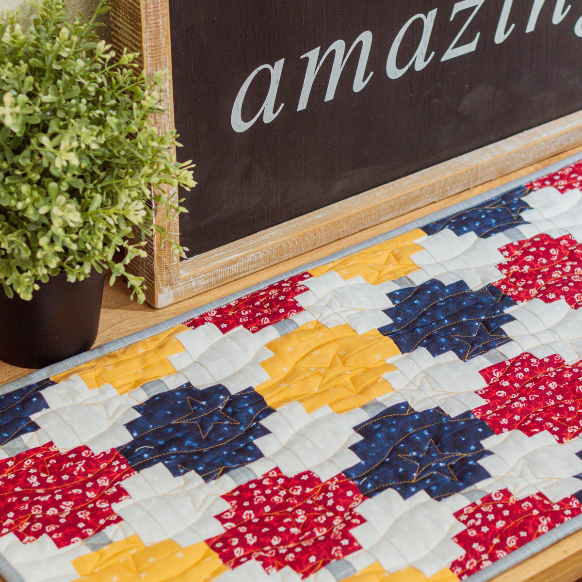 Courthouse Steps Beaded Table Runner (Downloadable Pattern) – My ...