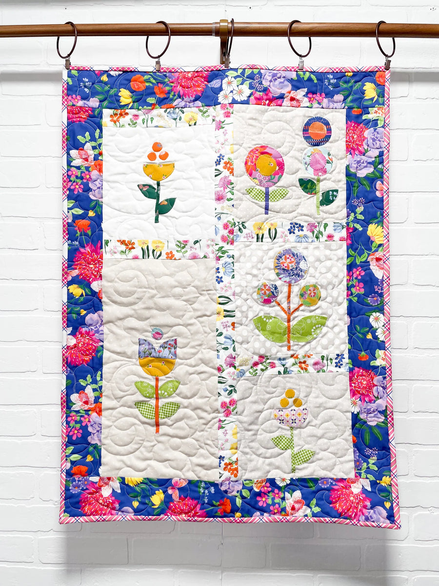 Nana's Flower Garden Wall Hanging Pattern (Free Download) – My ...