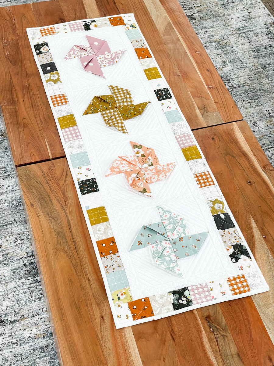 Playful Pinwheels Table Runner (Downloadable Pattern) – My Girlfriend's ...