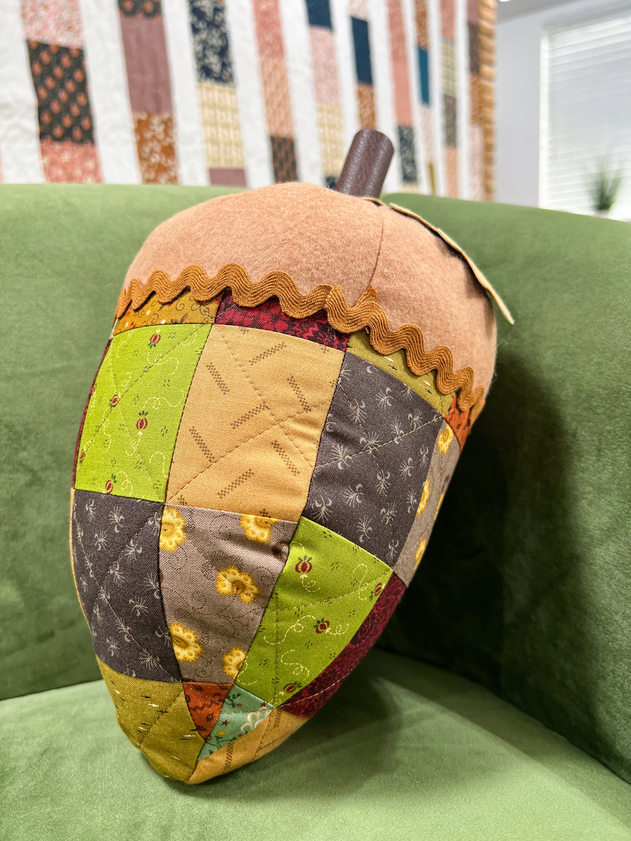 Stuffed Fall Acorn (Downloadable Pattern) – My Girlfriend's Quilt Shoppe