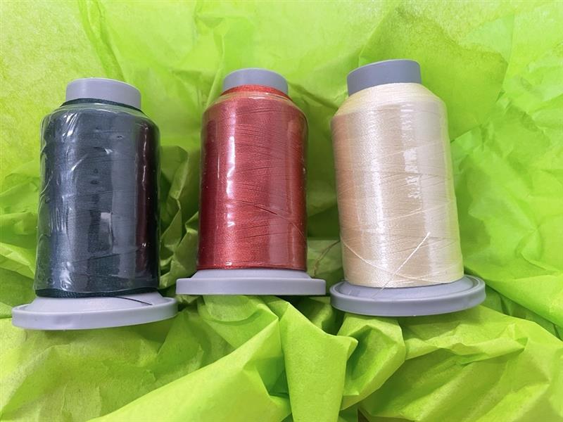 Garden Salsa Glide Thread Bundle (3) – My Girlfriend's Quilt Shoppe